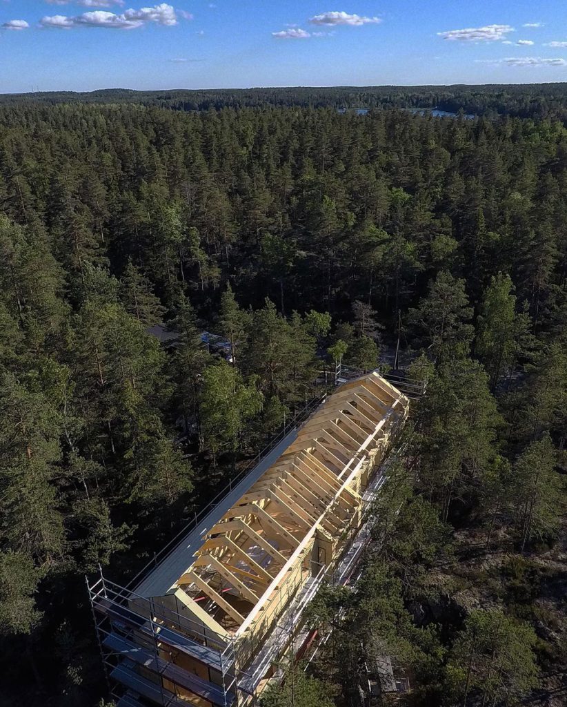 Storslagen design i skogen - IsoTimber stomsystem